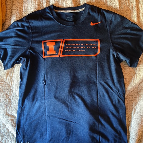 Nike | Shirts | University Of Illinois Atheltic Tee | Poshmark
